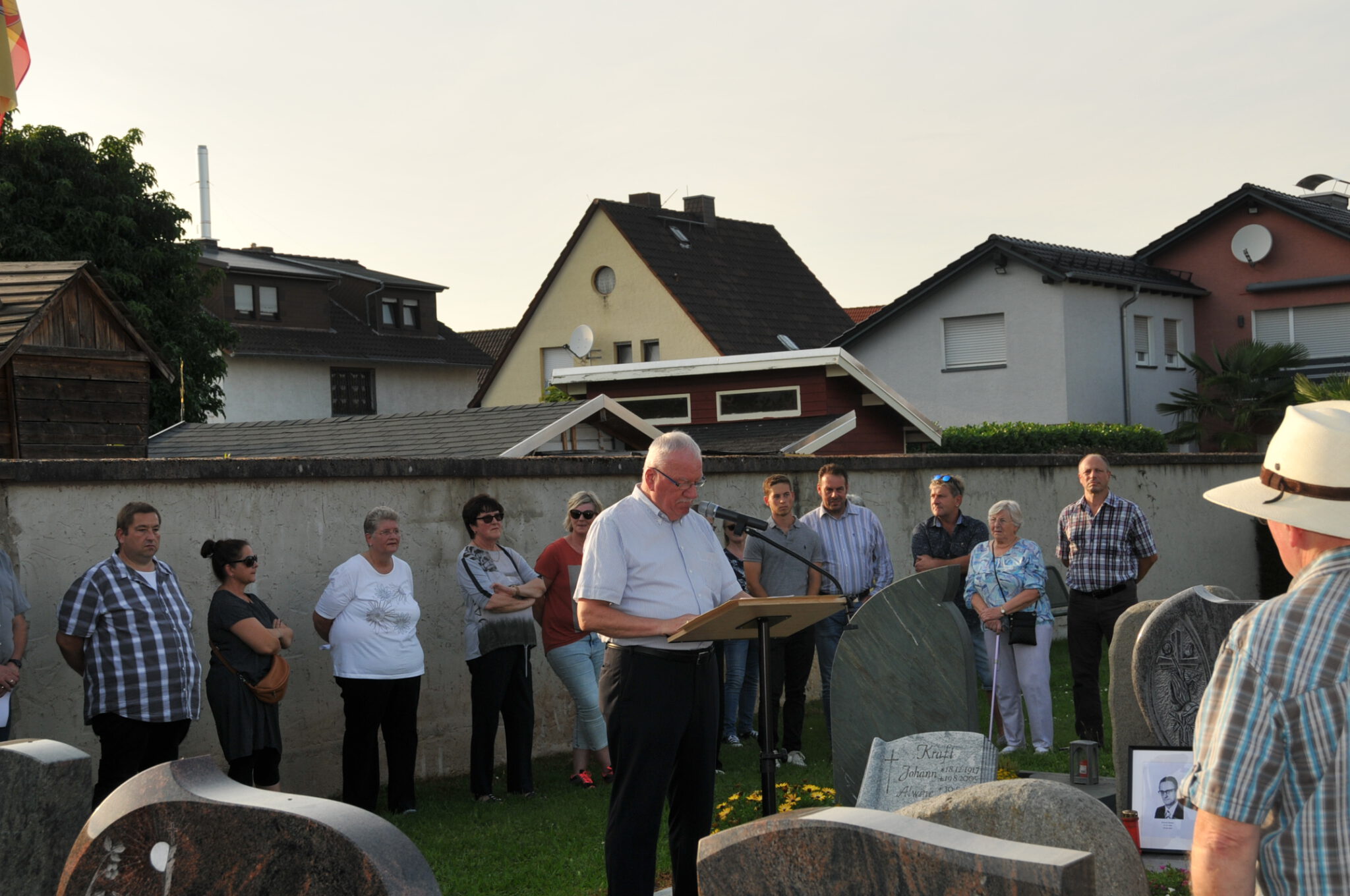 Historischer Friedhofsgang: Bedeutende Persönlichkeiten geehrt